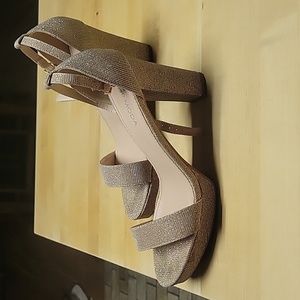 TOP Moda | Shoes | Womens Gold Sparkle Heels | Poshmark